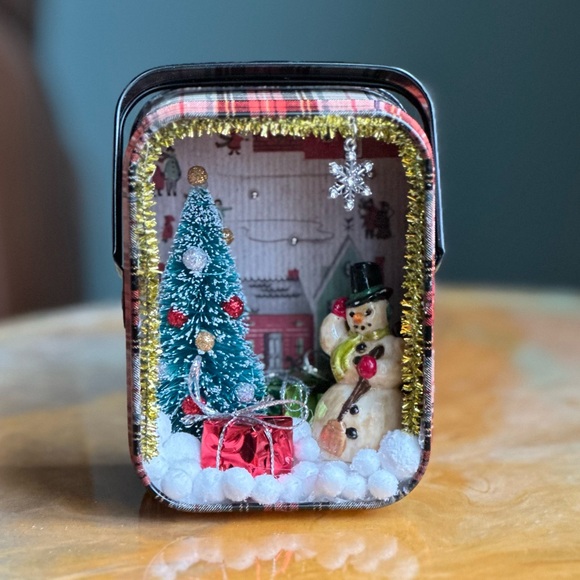 Holiday | Winterchristmas Shadow Box Vignette | Poshmark